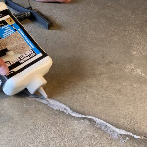 Akona® Gray Pourable Concrete Crack Filler - TCC Materials